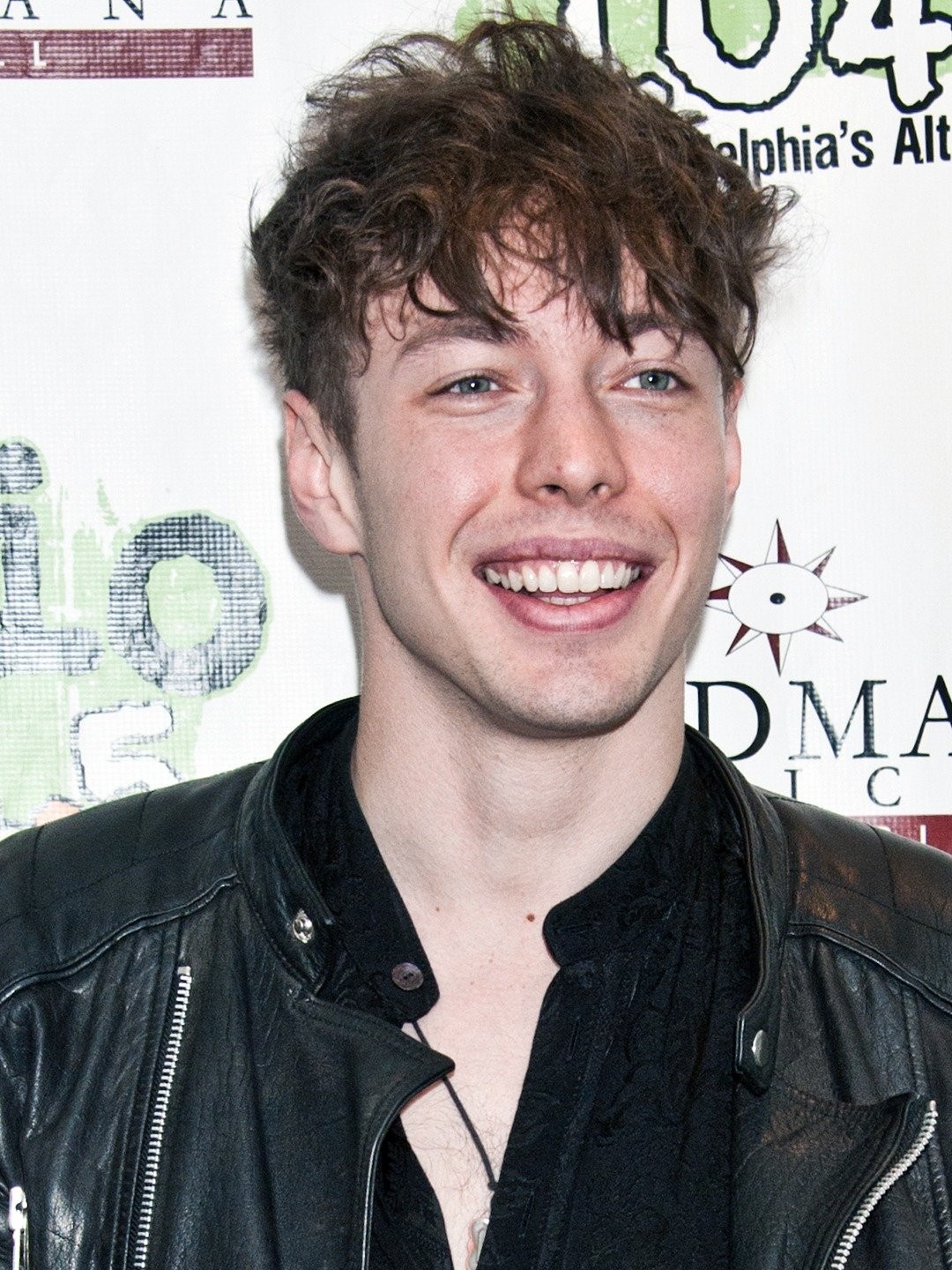 Barns Courtney Pictures | Rotten Tomatoes