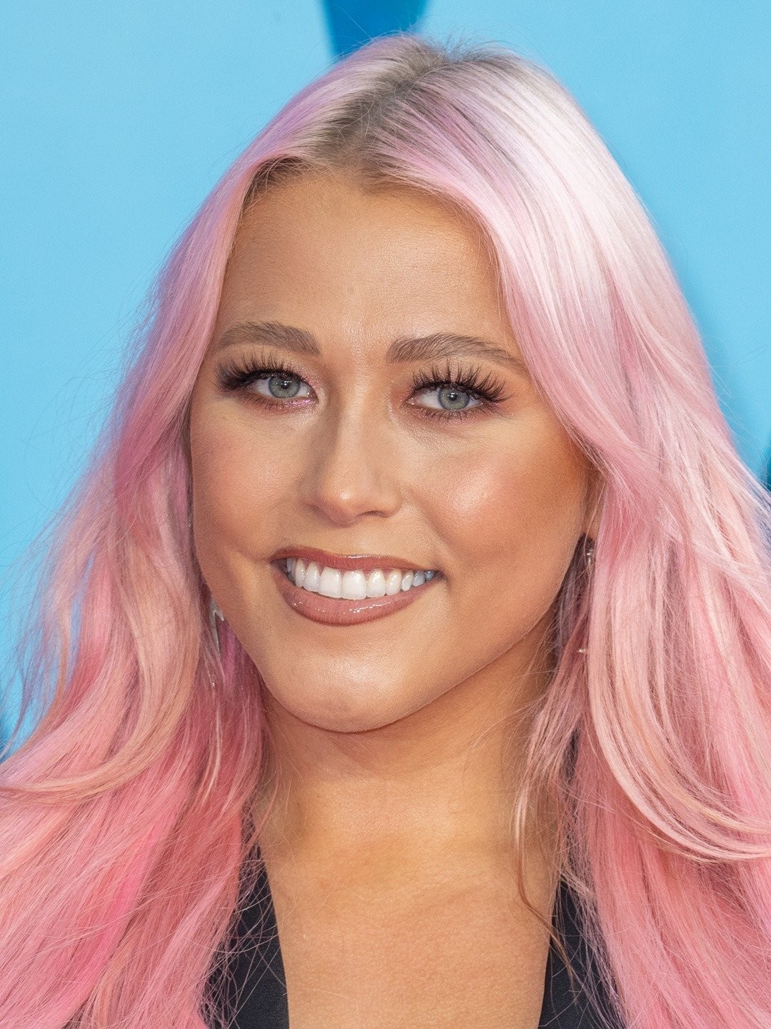 Amelia Lily Pictures | Rotten Tomatoes
