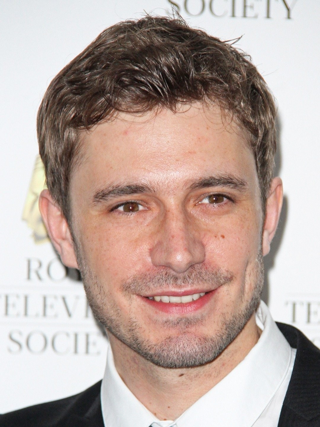 Oliver Farnworth Pictures | Rotten Tomatoes