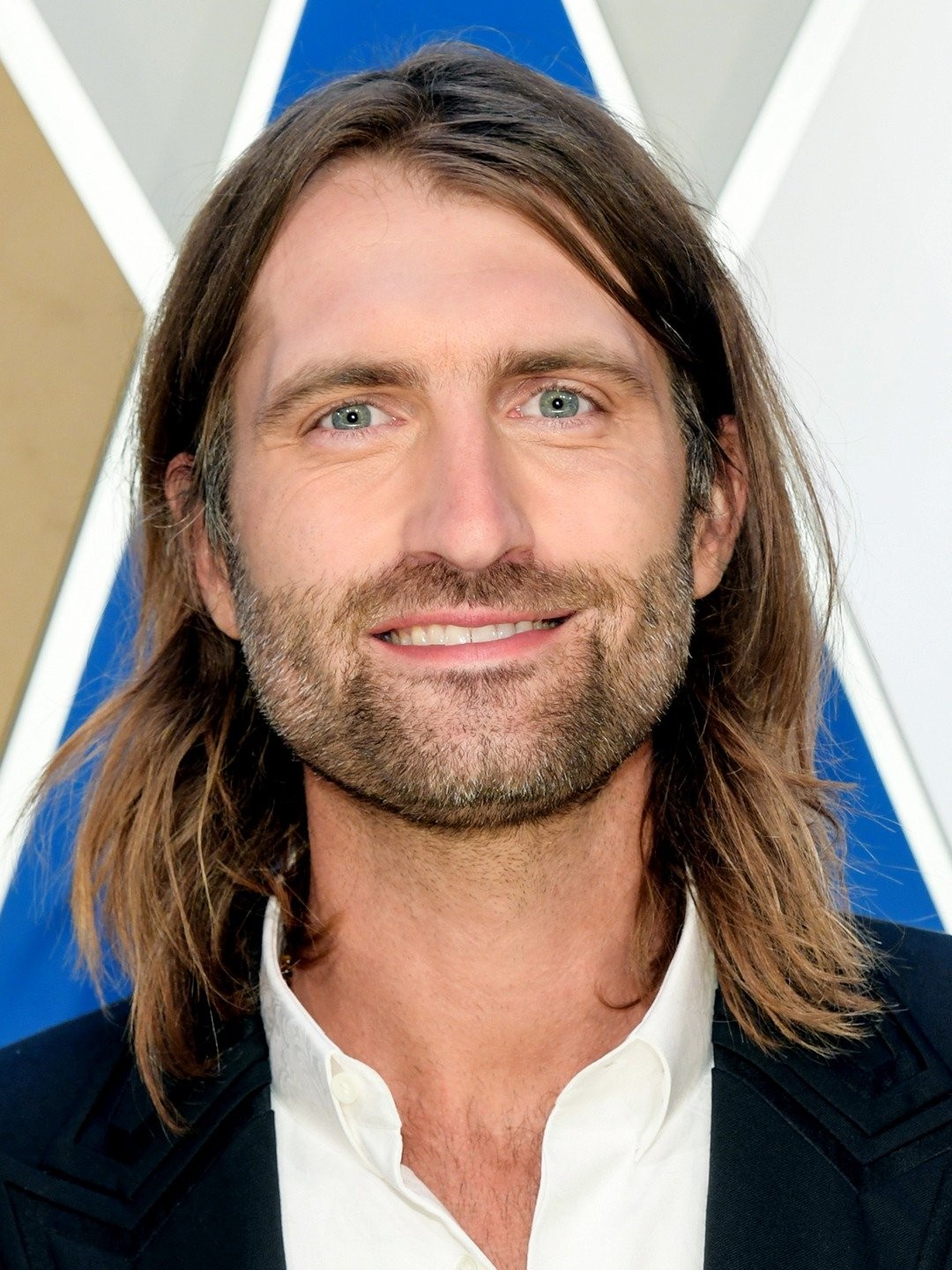 Ryan Hurd Pictures | Rotten Tomatoes