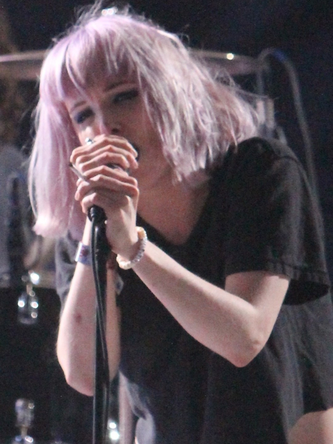 Alice Glass Pictures | Rotten Tomatoes