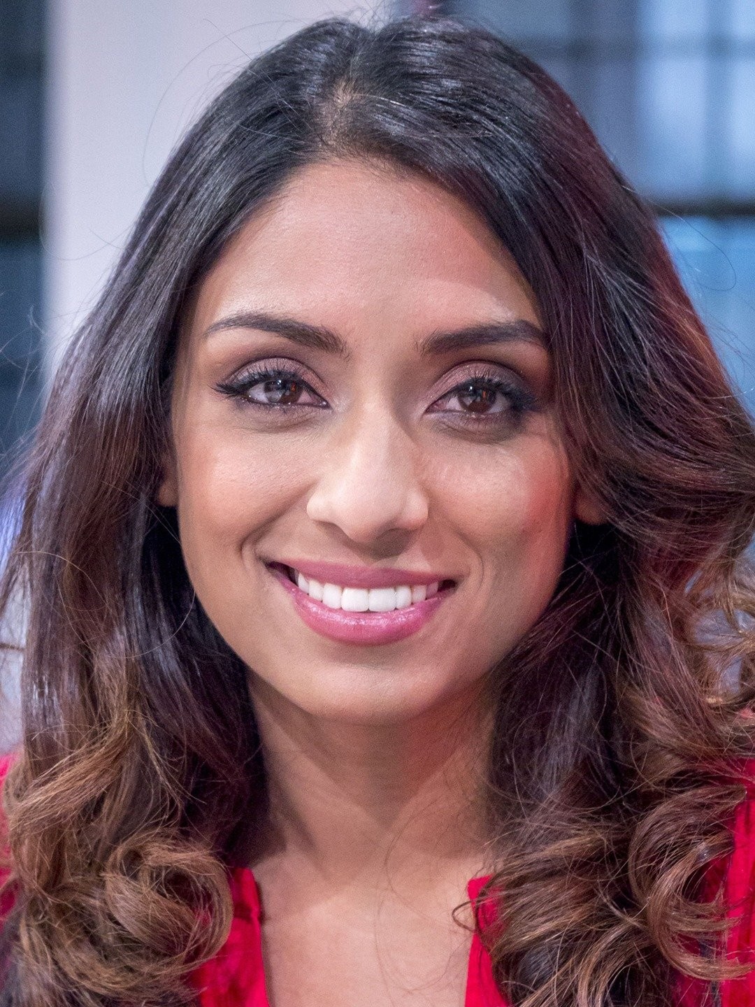 Isa Guha Pictures | Rotten Tomatoes