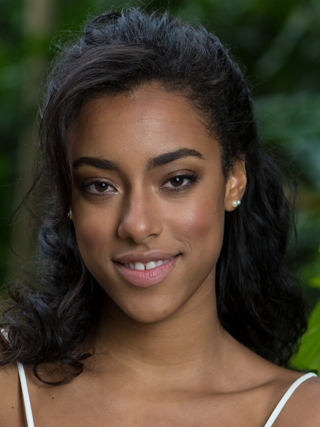 Yara Charry Pictures | Rotten Tomatoes