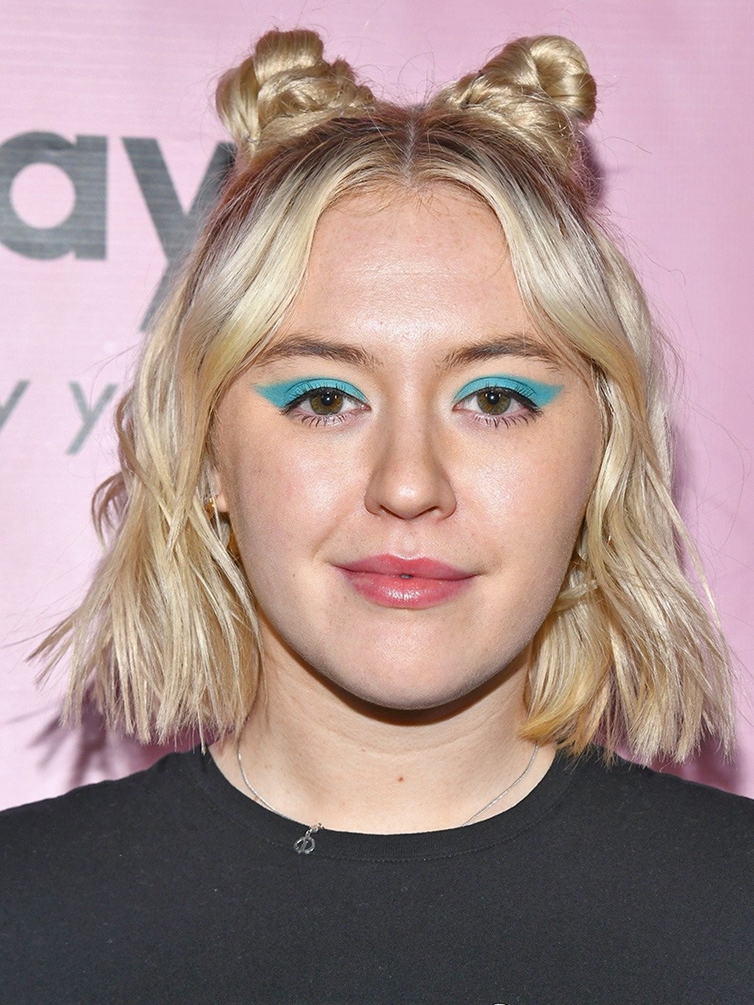 Chloe Kohanski Pictures | Rotten Tomatoes