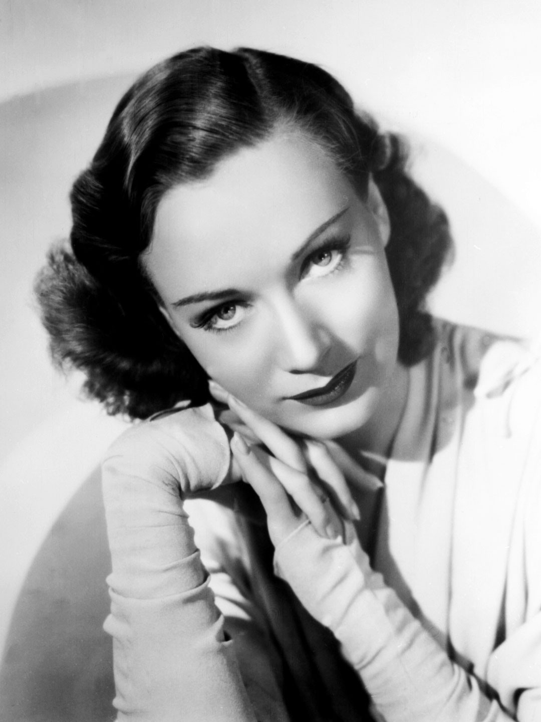 Gwili Andre Pictures | Rotten Tomatoes