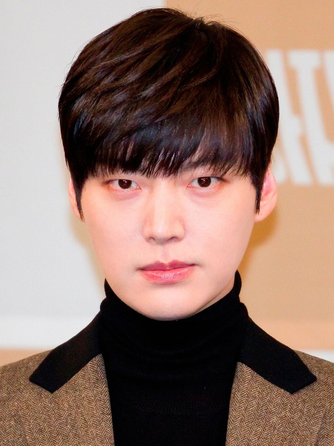 Ahn Jae-hyun Pictures | Rotten Tomatoes