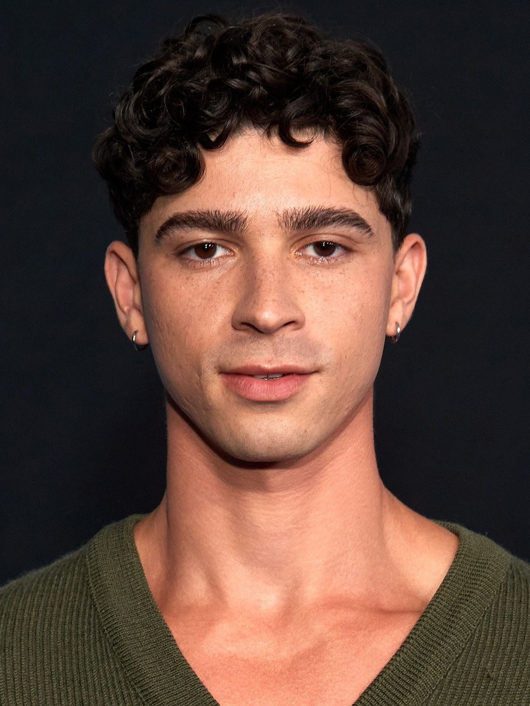 Isaac Powell Pictures | Rotten Tomatoes