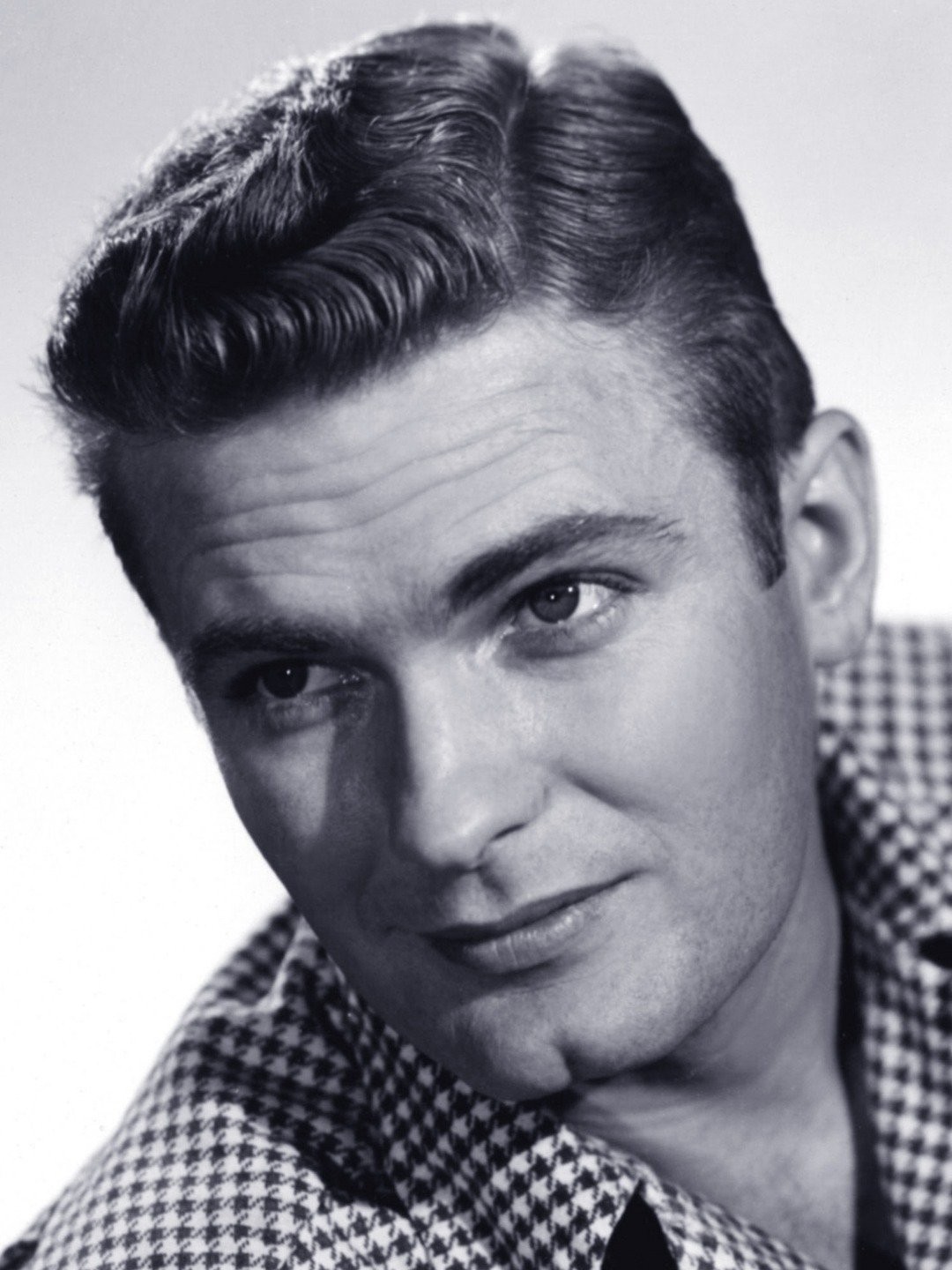 William Leslie Pictures | Rotten Tomatoes