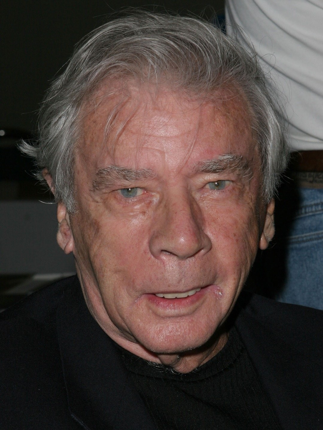 Richard Wyler Pictures | Rotten Tomatoes