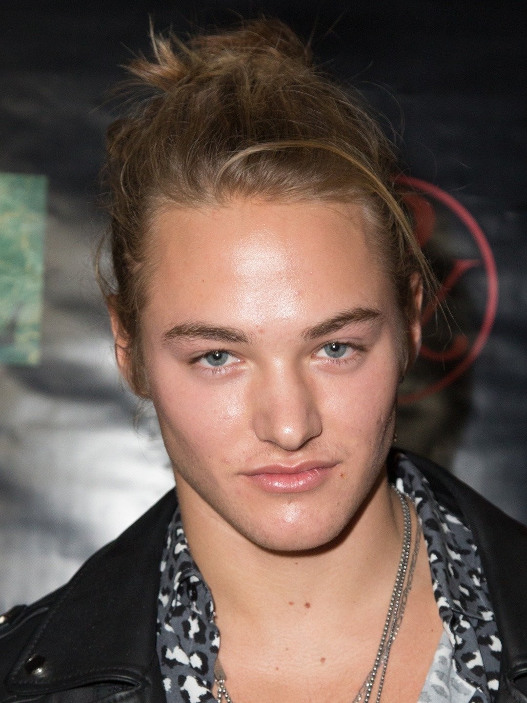 Mitchell Hoog Pictures | Rotten Tomatoes