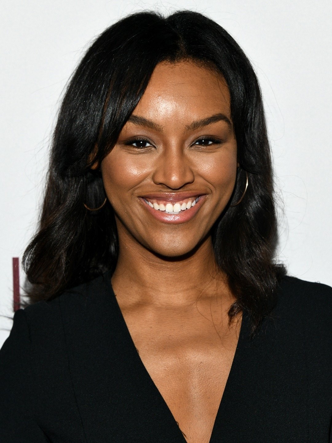 Kyra Weeks Pictures | Rotten Tomatoes