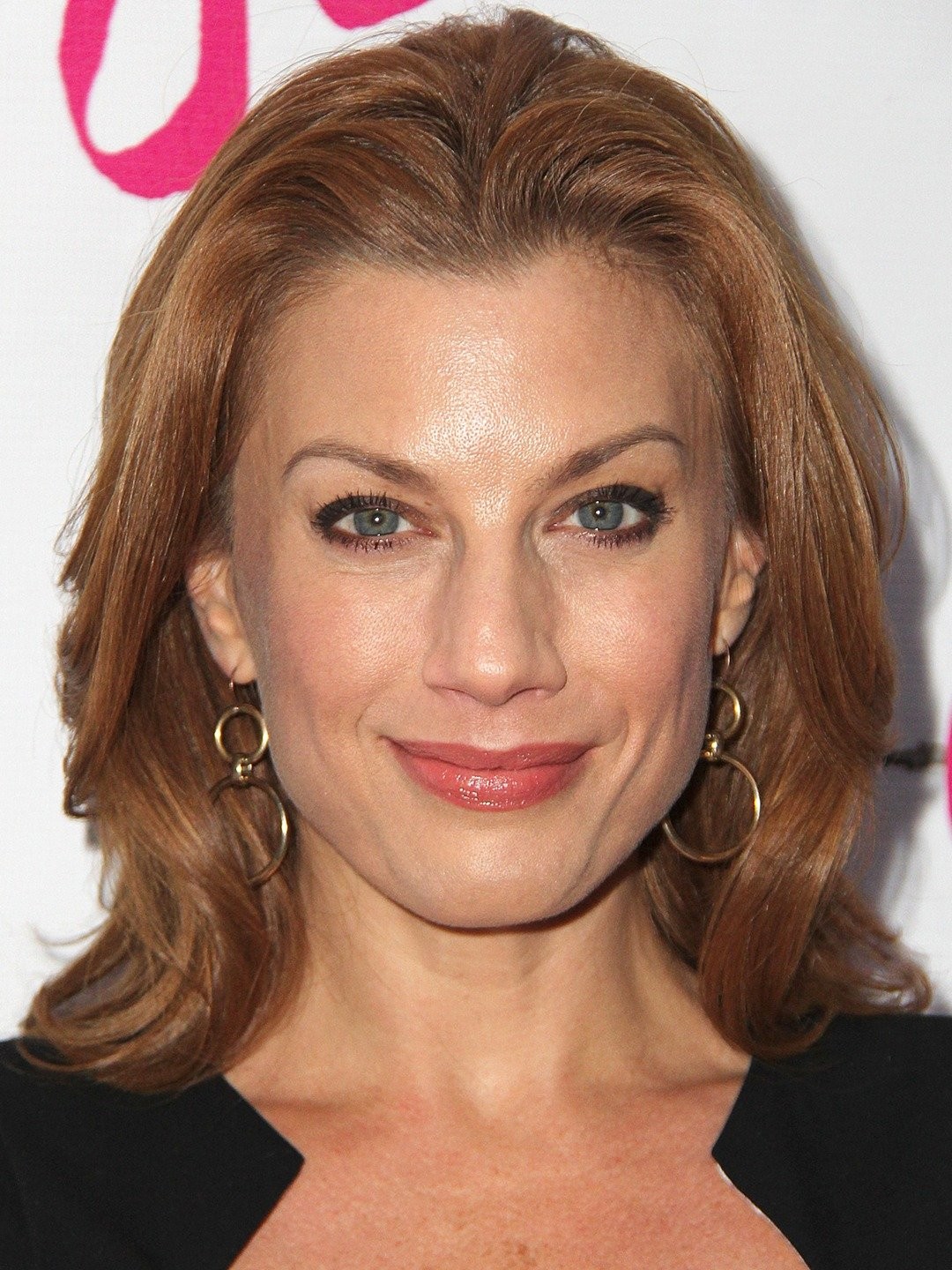 Jessica Phillips Pictures | Rotten Tomatoes