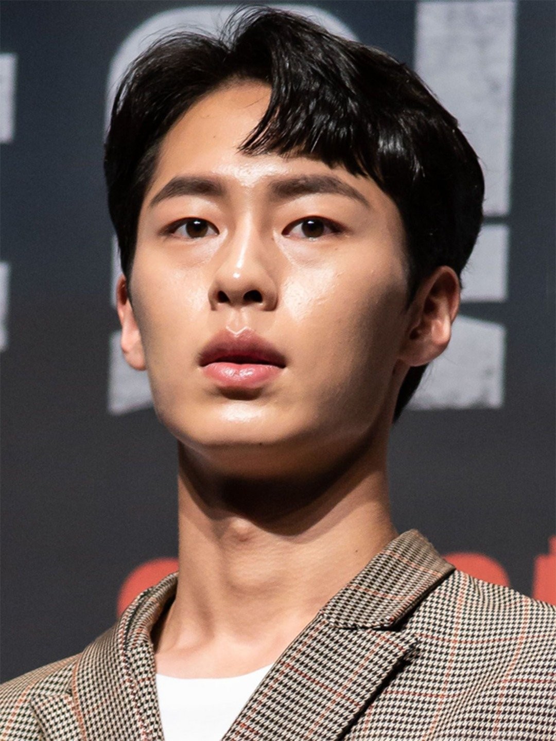 Lee Jae-wook Pictures | Rotten Tomatoes