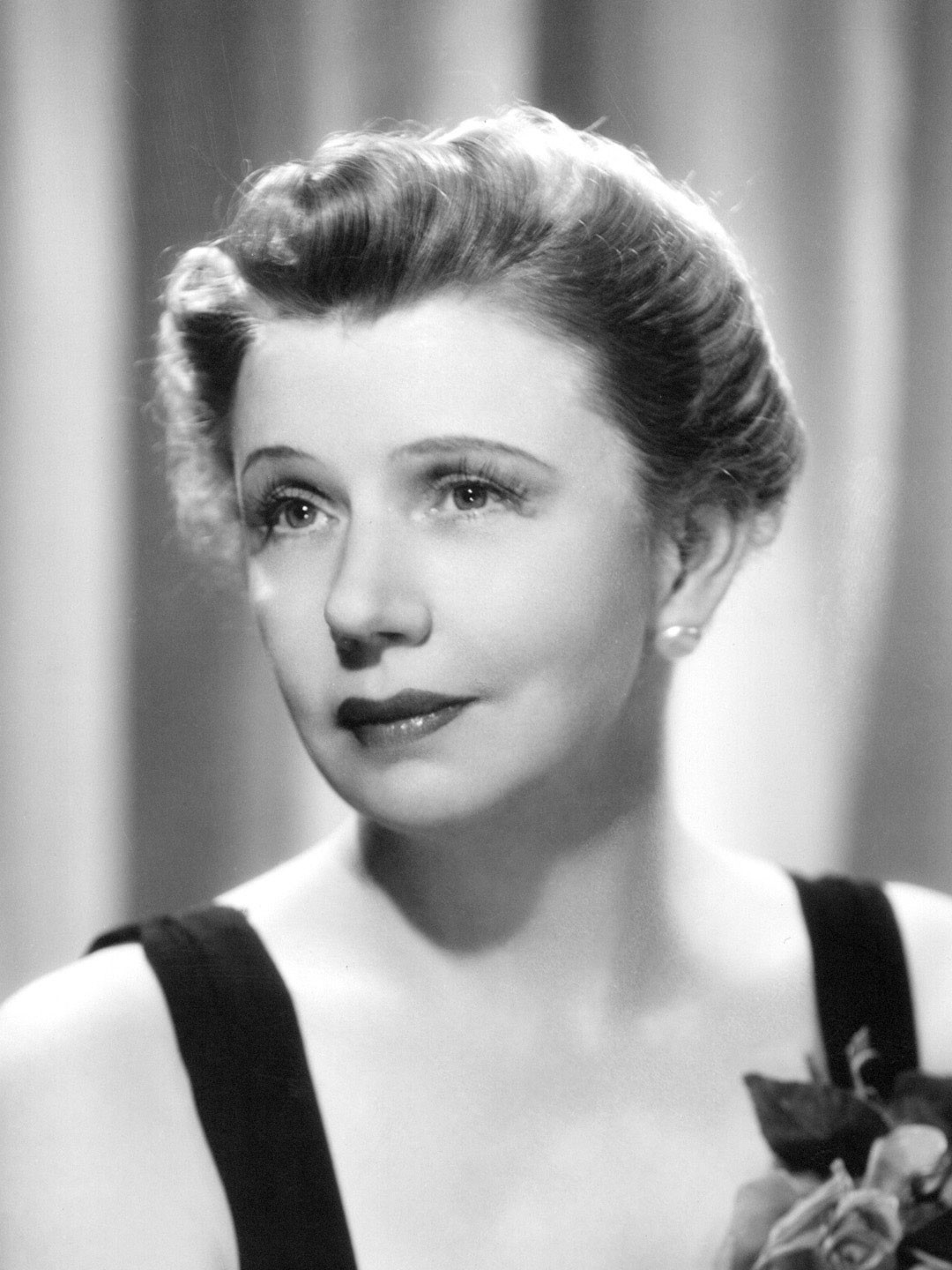 Cora Witherspoon Pictures | Rotten Tomatoes