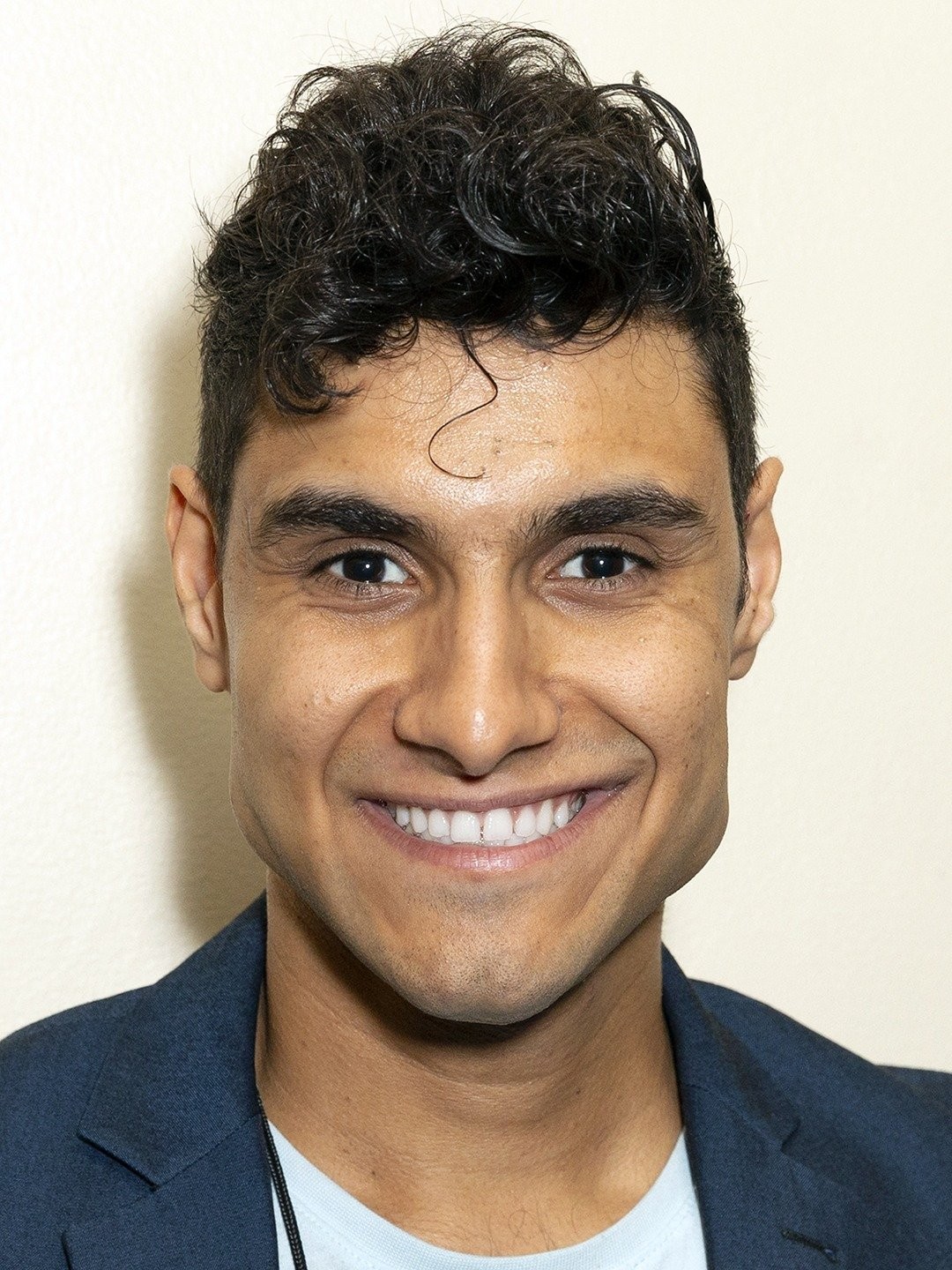 Emmanuel Kelly Pictures | Rotten Tomatoes