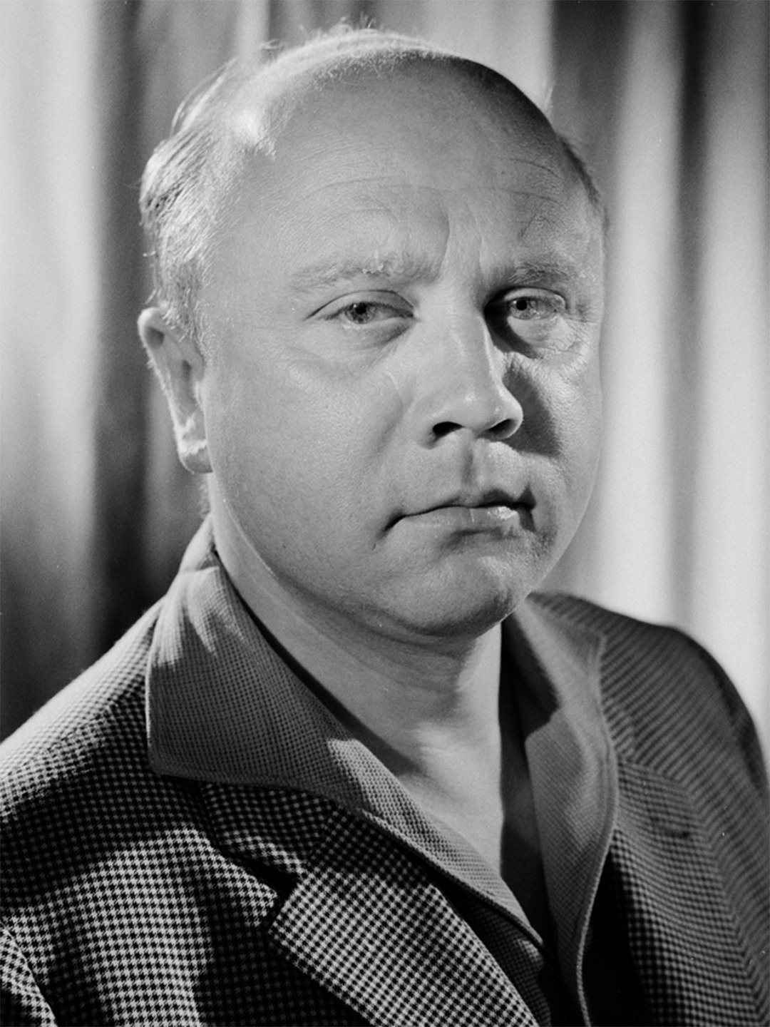 Werner Peters Pictures | Rotten Tomatoes