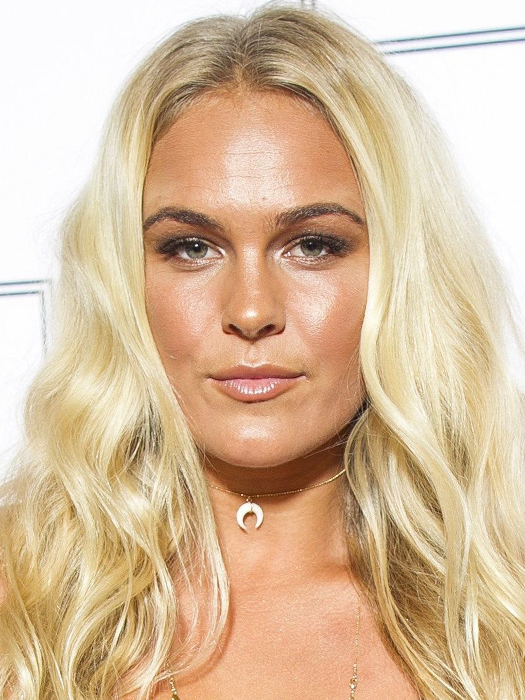 Felicity Palmateer Pictures | Rotten Tomatoes