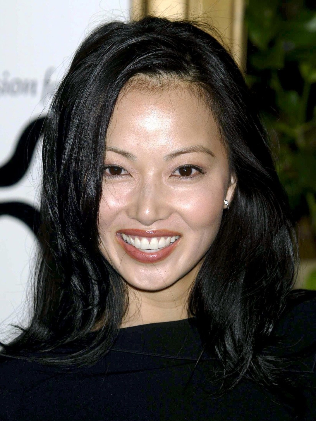 Linda Kim Pictures | Rotten Tomatoes