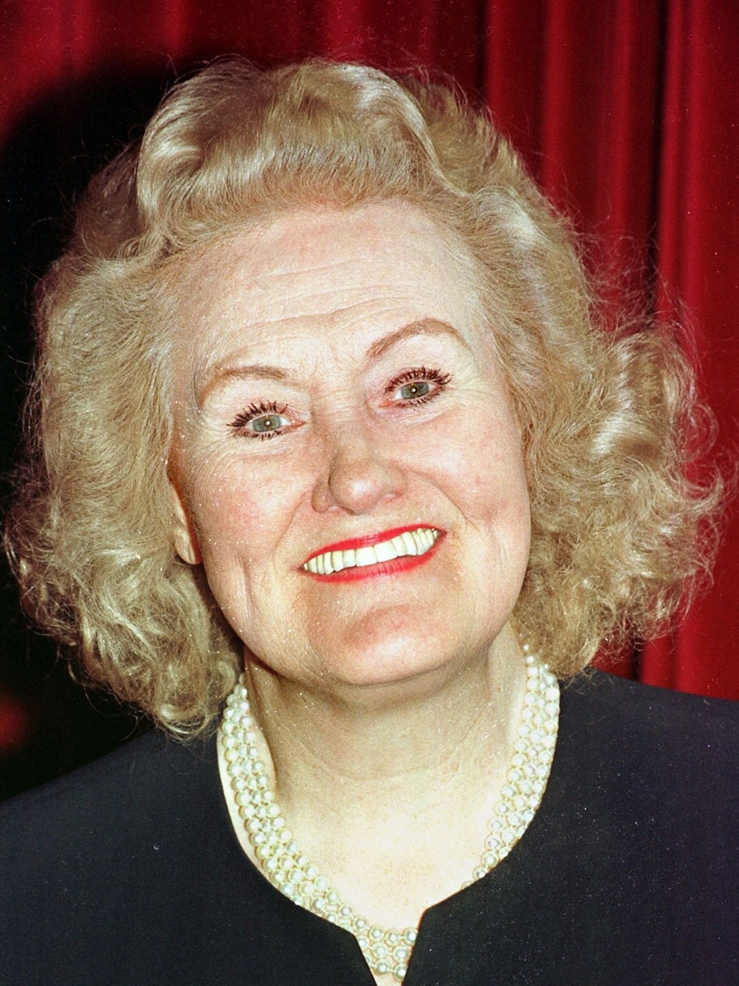 Joan Sutherland Pictures | Rotten Tomatoes