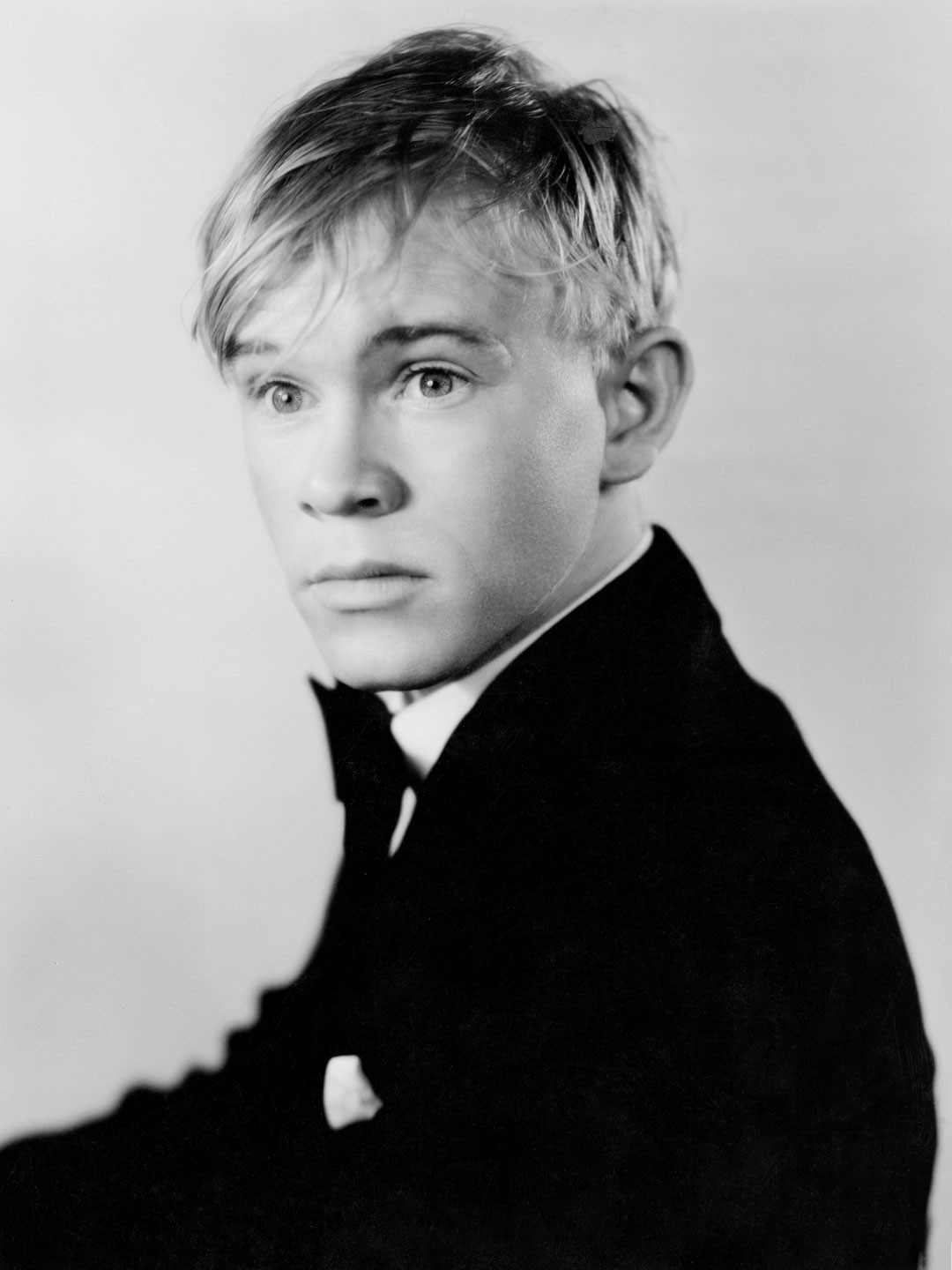 William "Billy" Benedict Pictures | Rotten Tomatoes