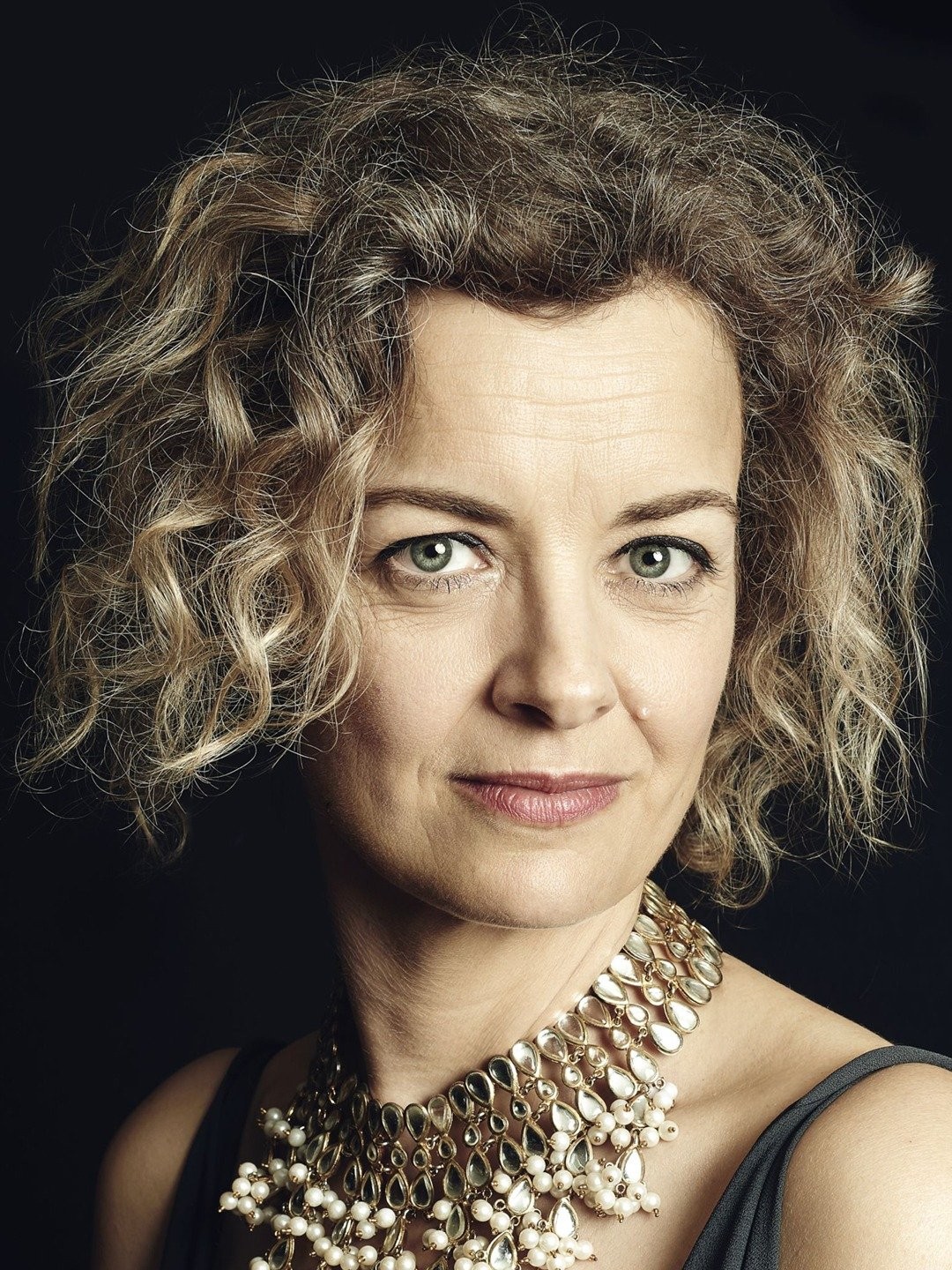 Lucy Russell Pictures | Rotten Tomatoes