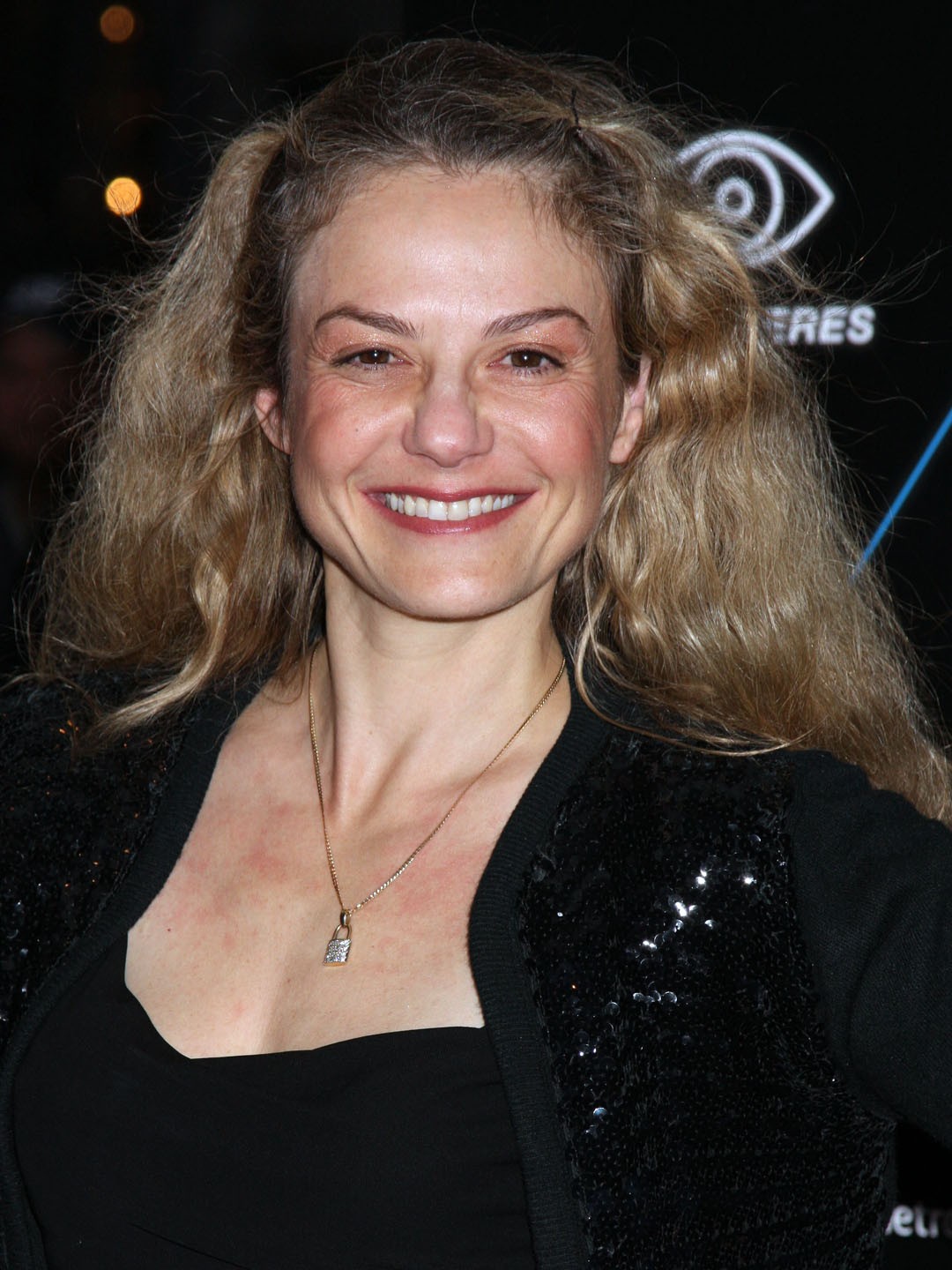 Julie Davis Pictures | Rotten Tomatoes