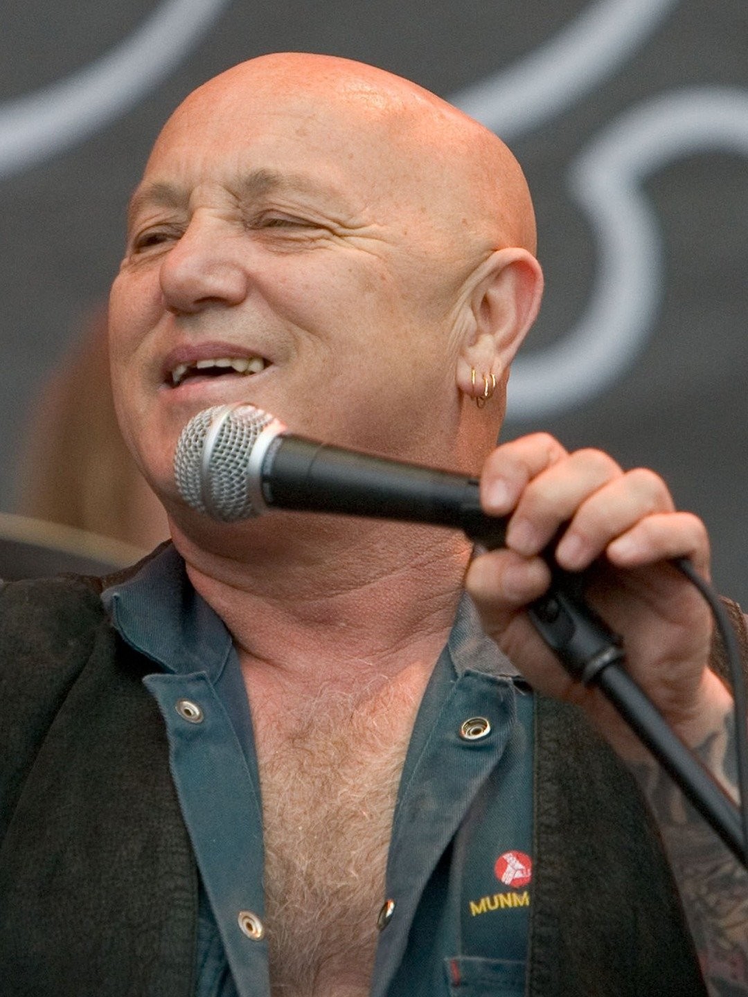 Angry Anderson Pictures | Rotten Tomatoes