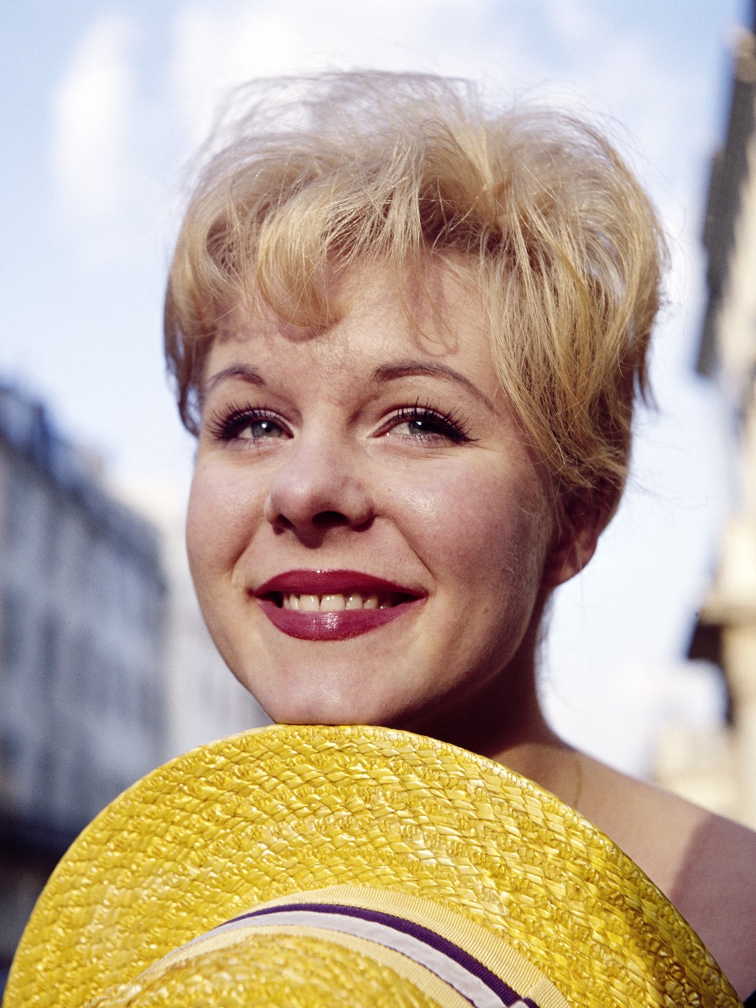 June Ritchie Pictures | Rotten Tomatoes