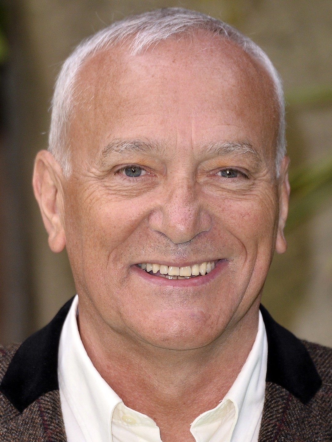 Simon Greenall Pictures | Rotten Tomatoes