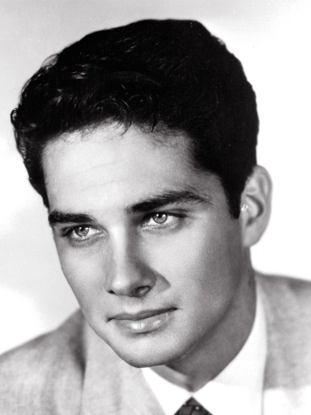 Charles Hand Pictures | Rotten Tomatoes