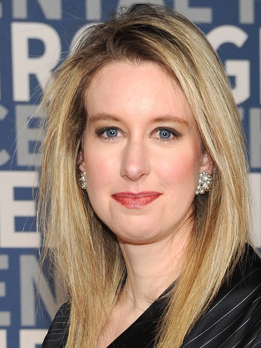 Elizabeth Holmes Pictures | Rotten Tomatoes