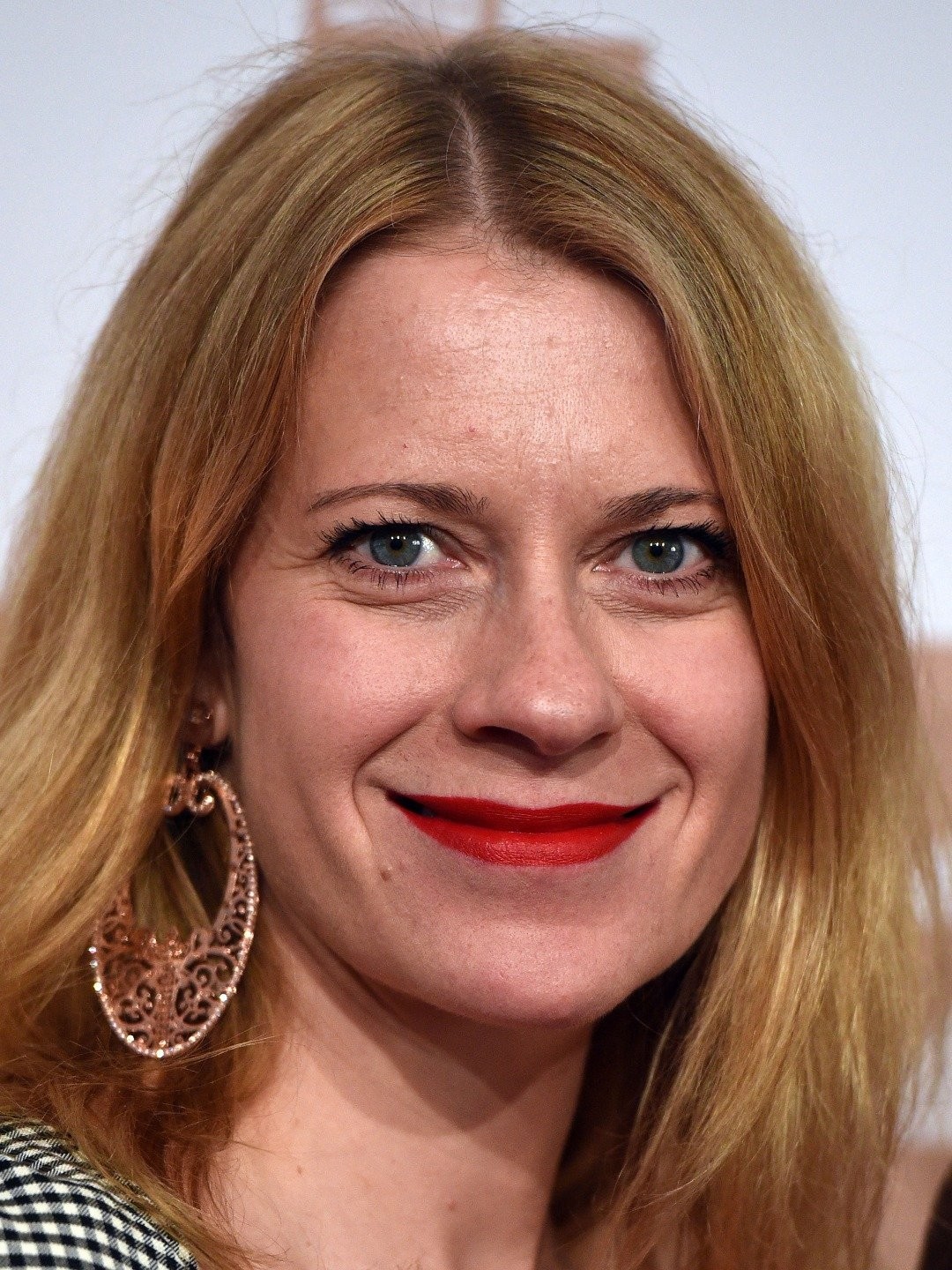 Caroline Peters Pictures | Rotten Tomatoes