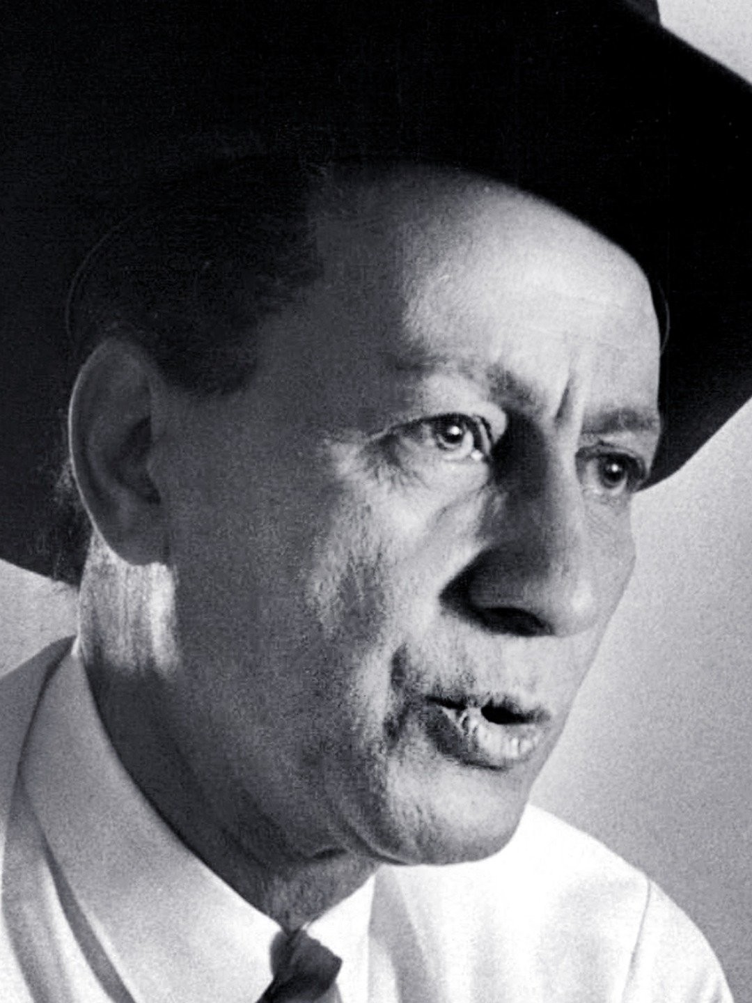 Rodd Redwing Pictures | Rotten Tomatoes