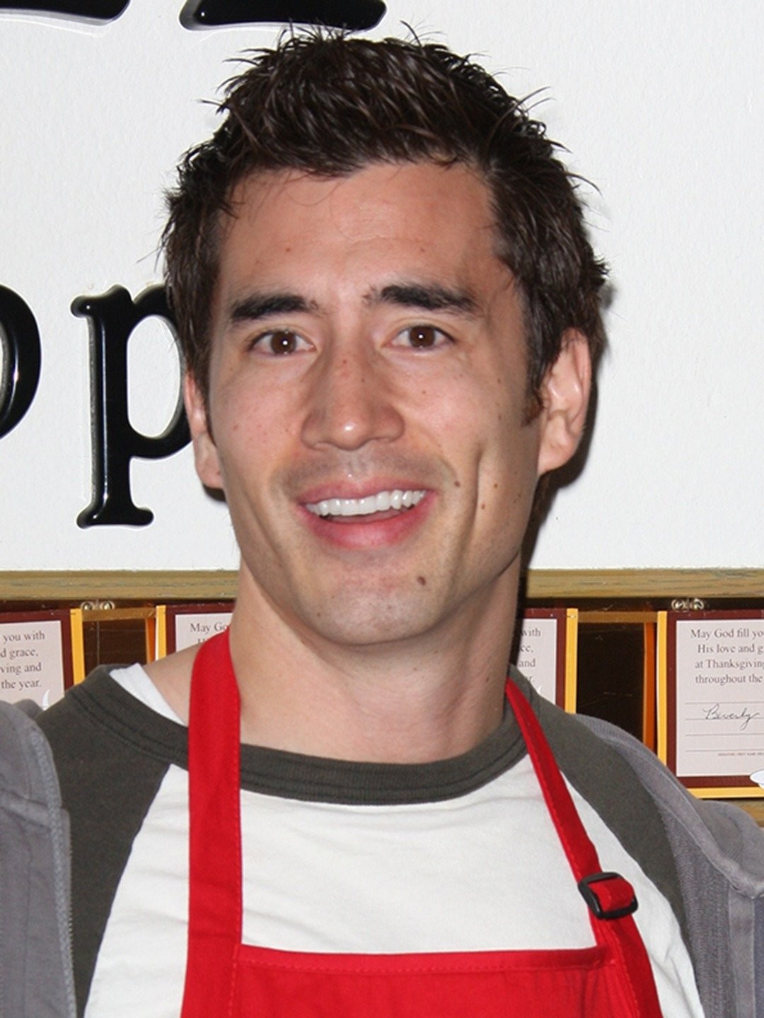 Andrew Roach Pictures | Rotten Tomatoes