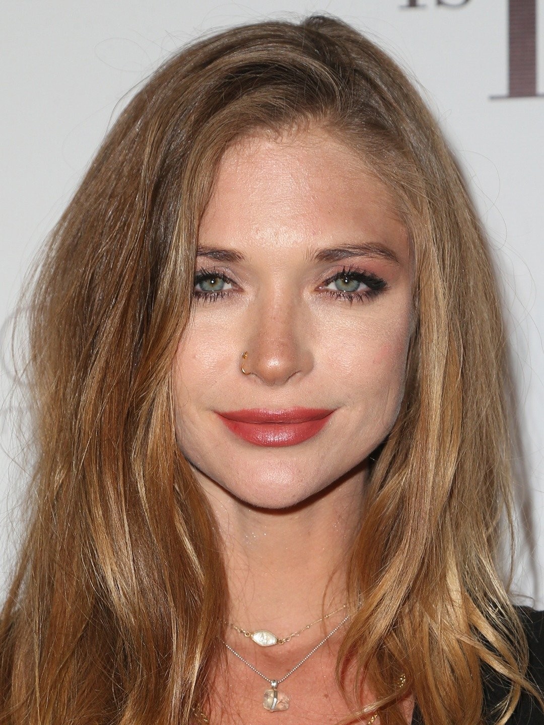 Olivia Fox Pictures | Rotten Tomatoes