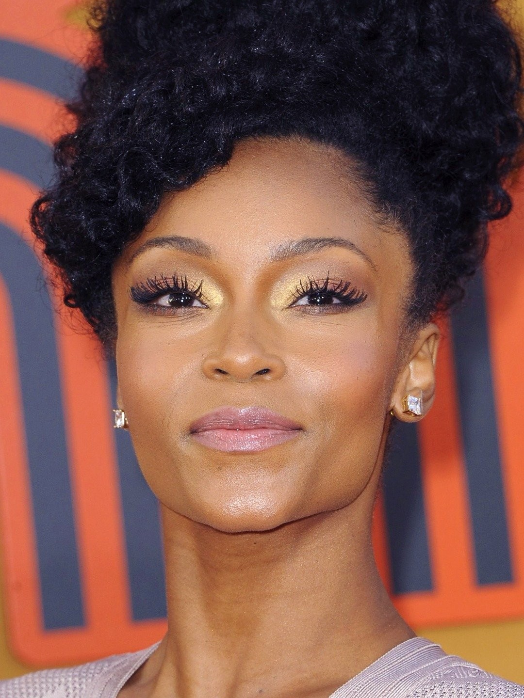Yaya Dacosta Americas Next Top Model Cycle 3