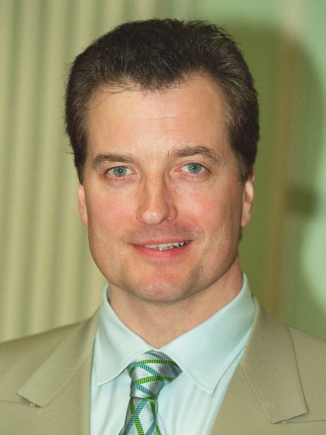 Clive Carter Pictures | Rotten Tomatoes