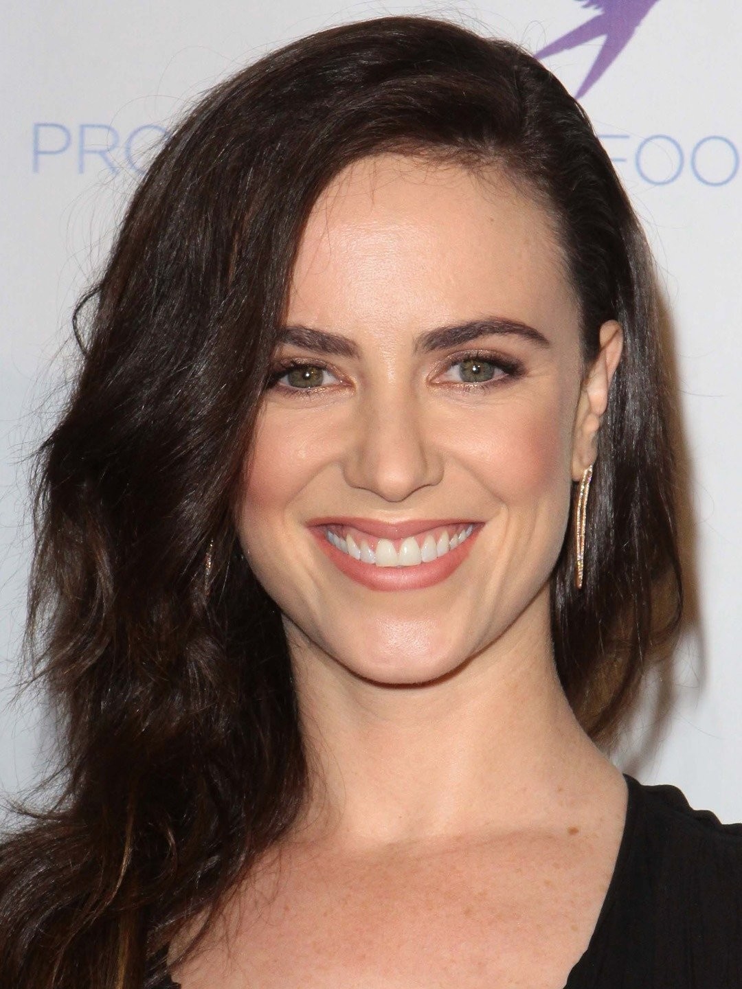 Amy Manson Pictures | Rotten Tomatoes