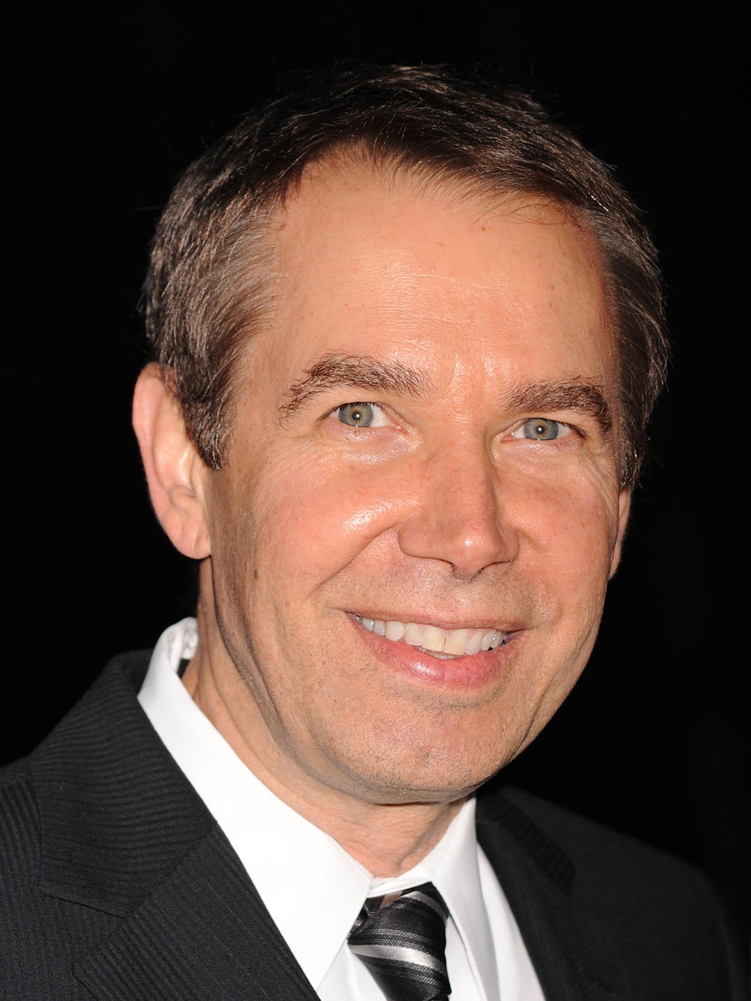 Jeff Koons Pictures | Rotten Tomatoes