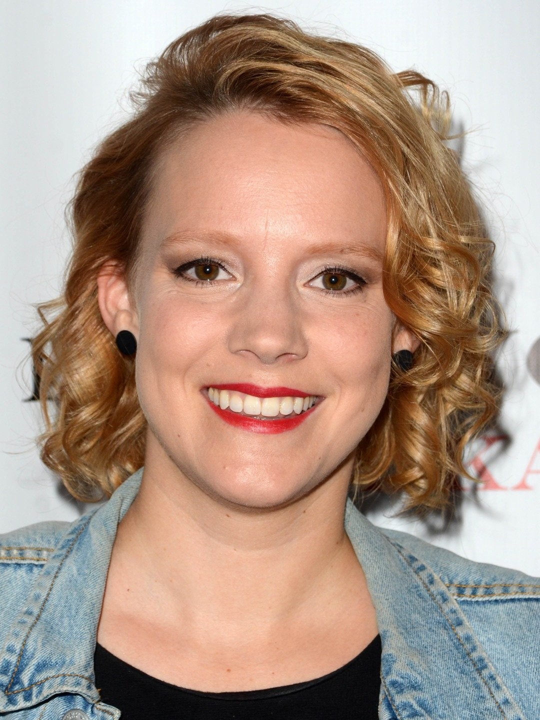 Alison Brown Pictures | Rotten Tomatoes