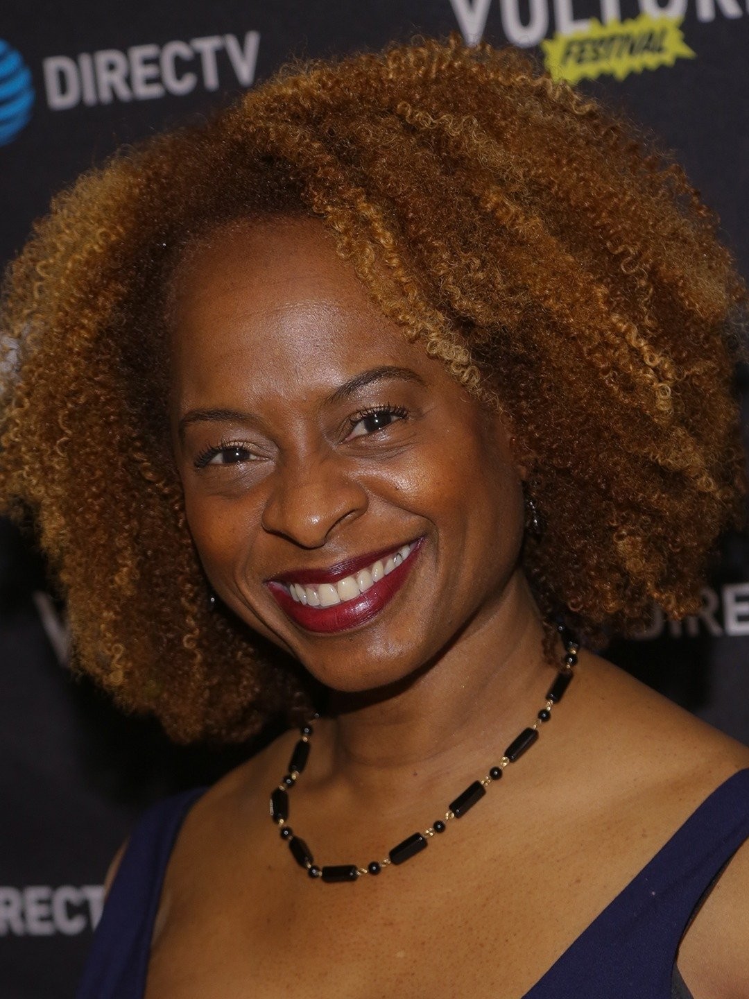 Holly Walker Pictures | Rotten Tomatoes