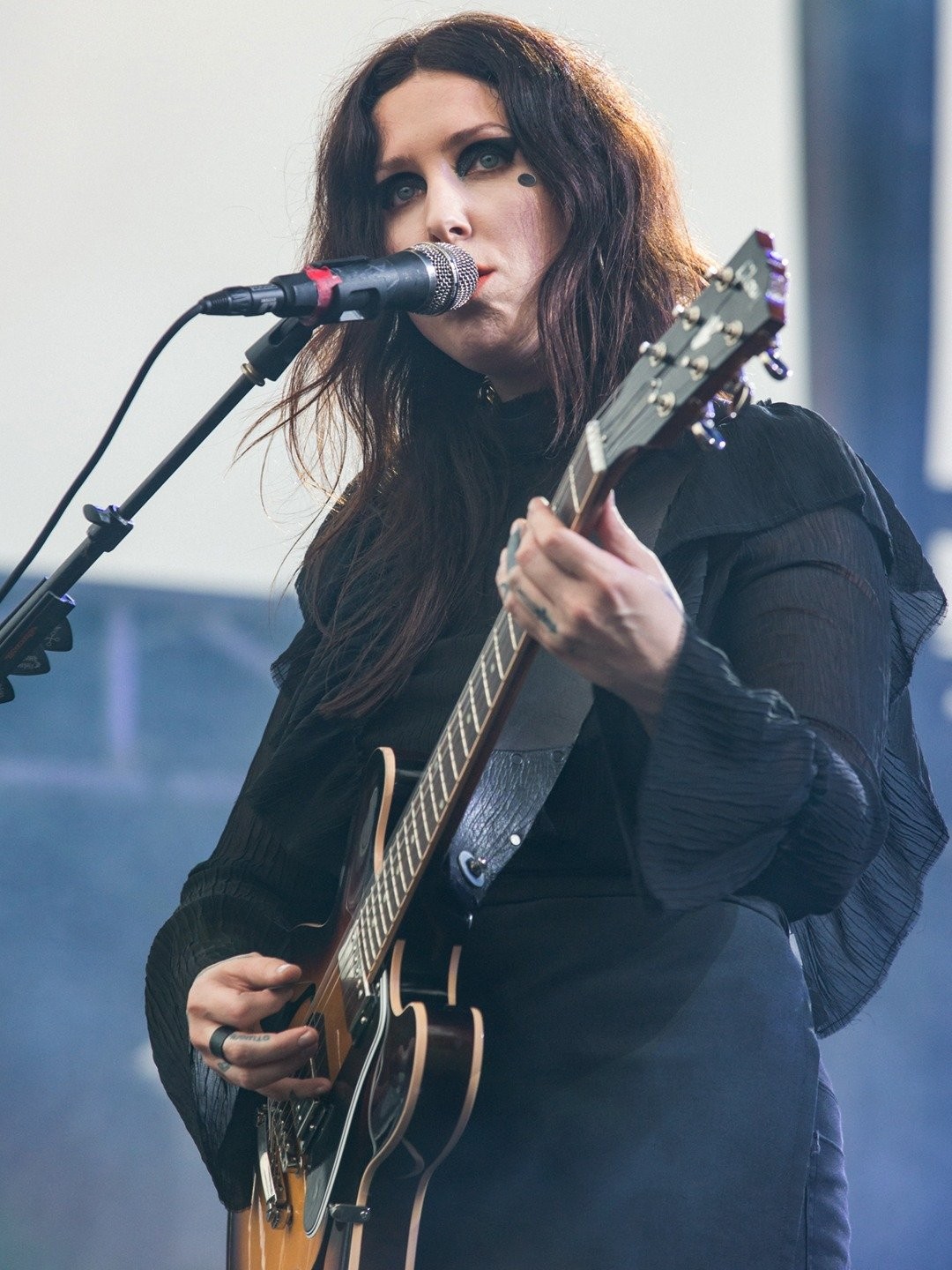 Chelsea Wolfe Pictures | Rotten Tomatoes