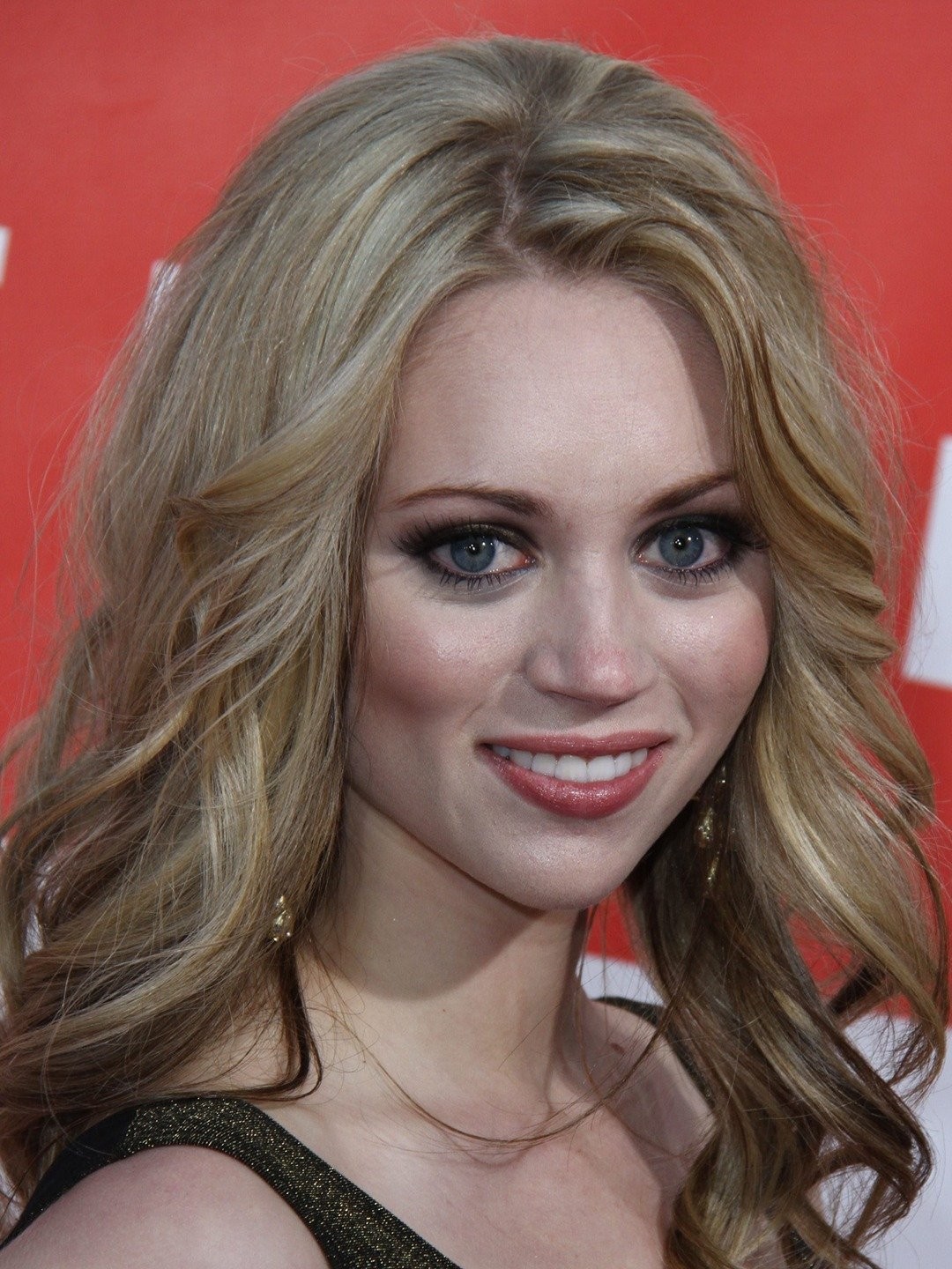 Autumn Dial Pictures | Rotten Tomatoes