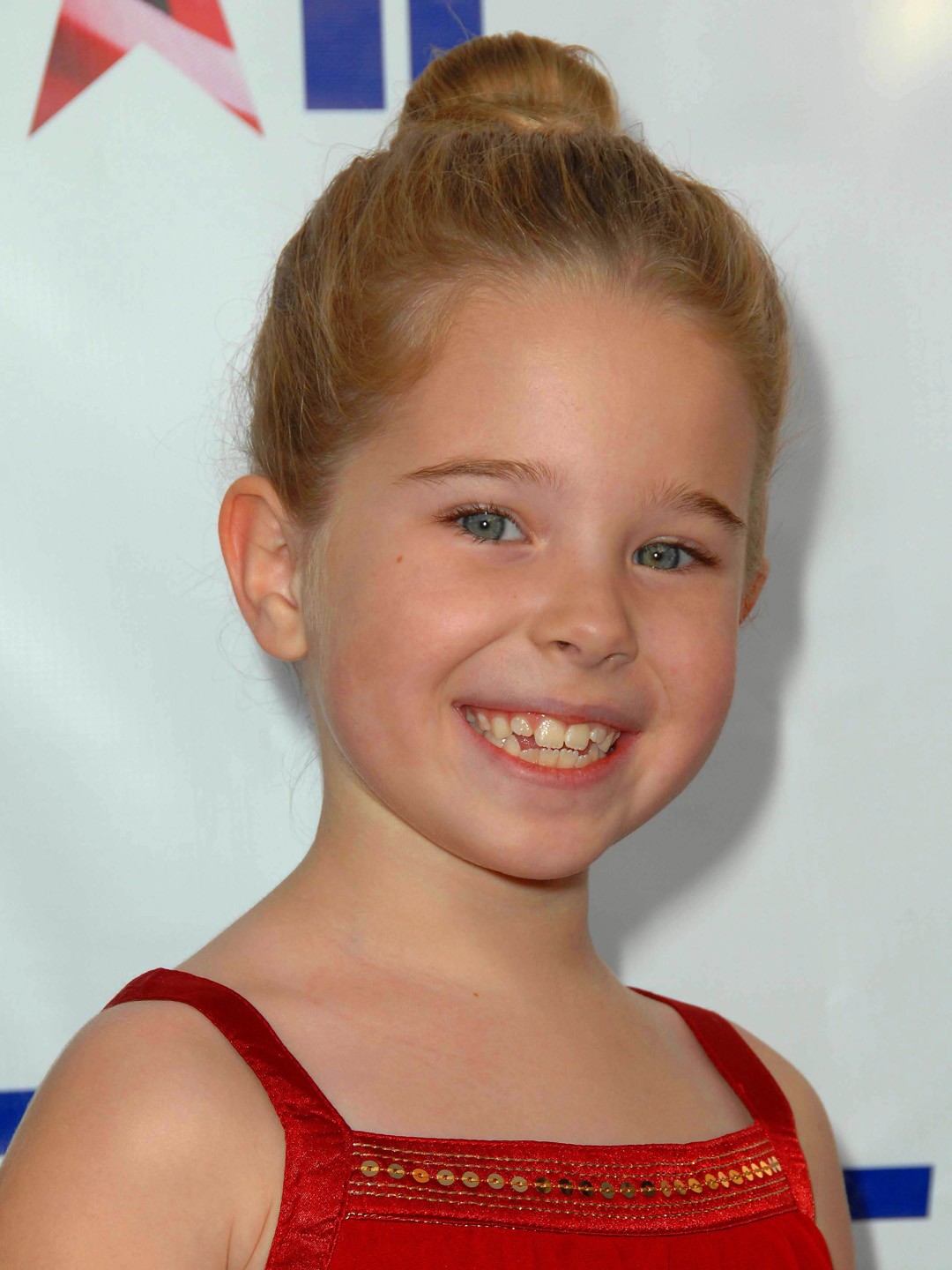 Taylor Groothuis Pictures | Rotten Tomatoes