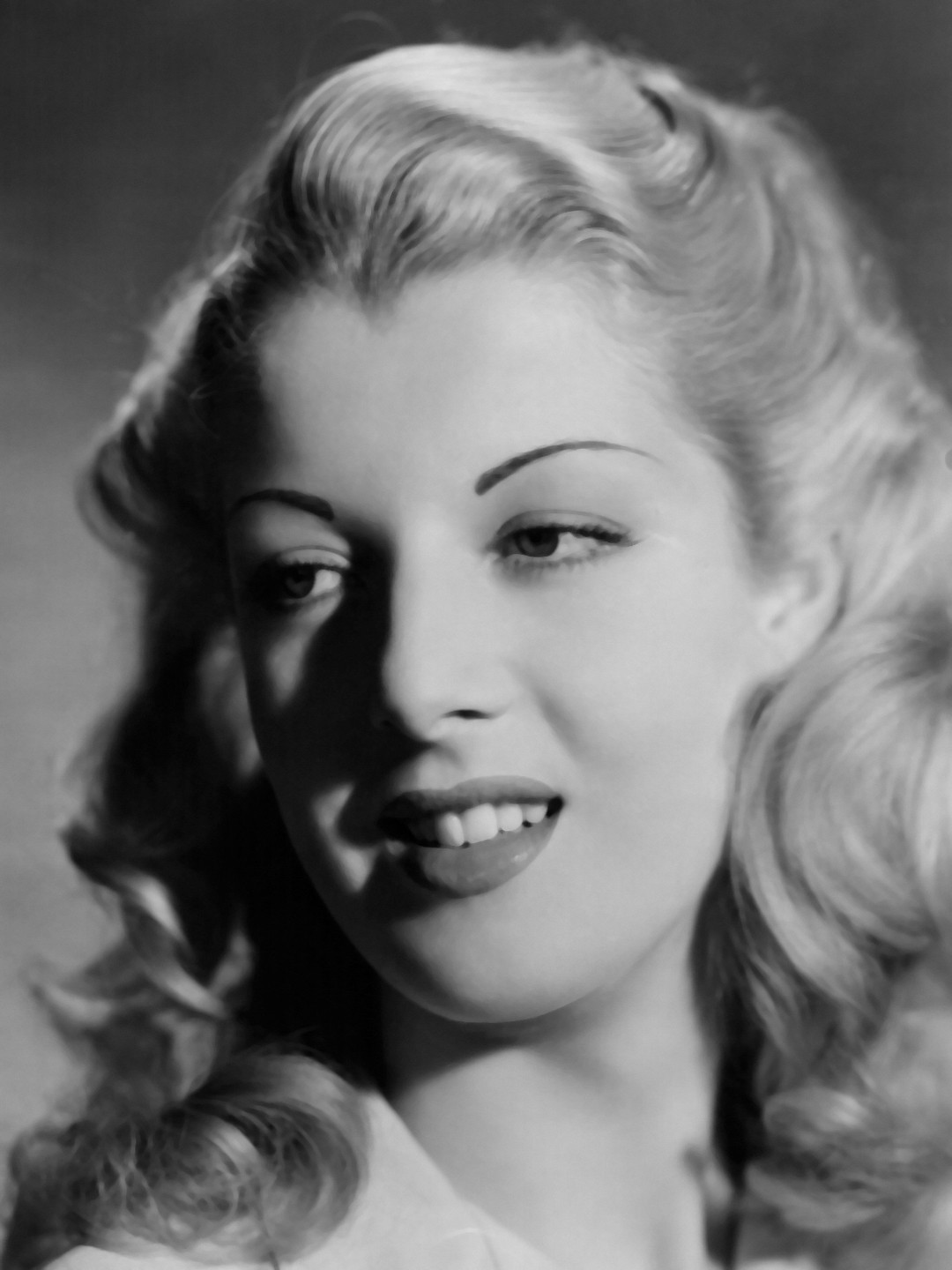 Pauline Johnson Pictures | Rotten Tomatoes