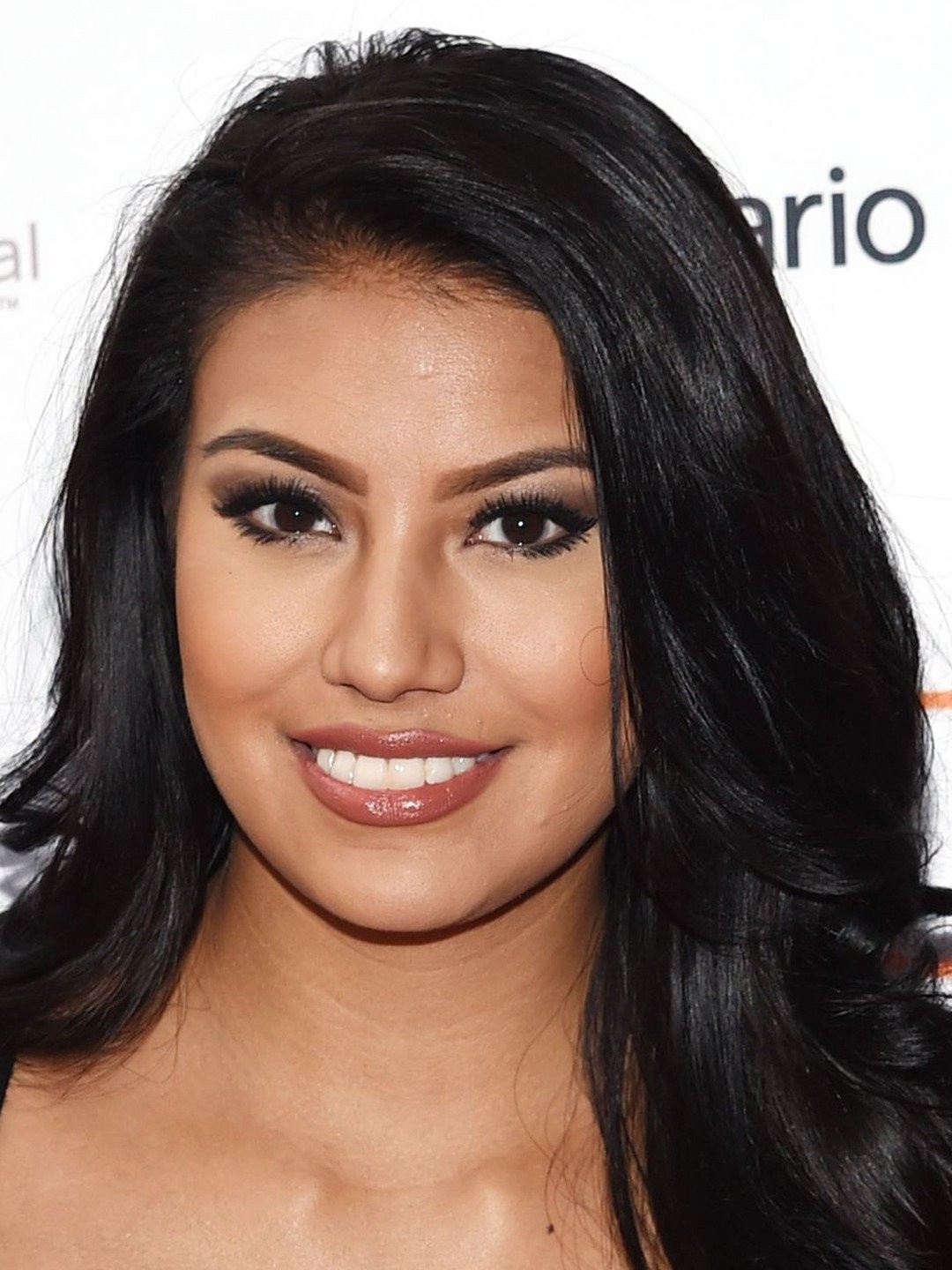 Ashley Callingbull Pictures | Rotten Tomatoes