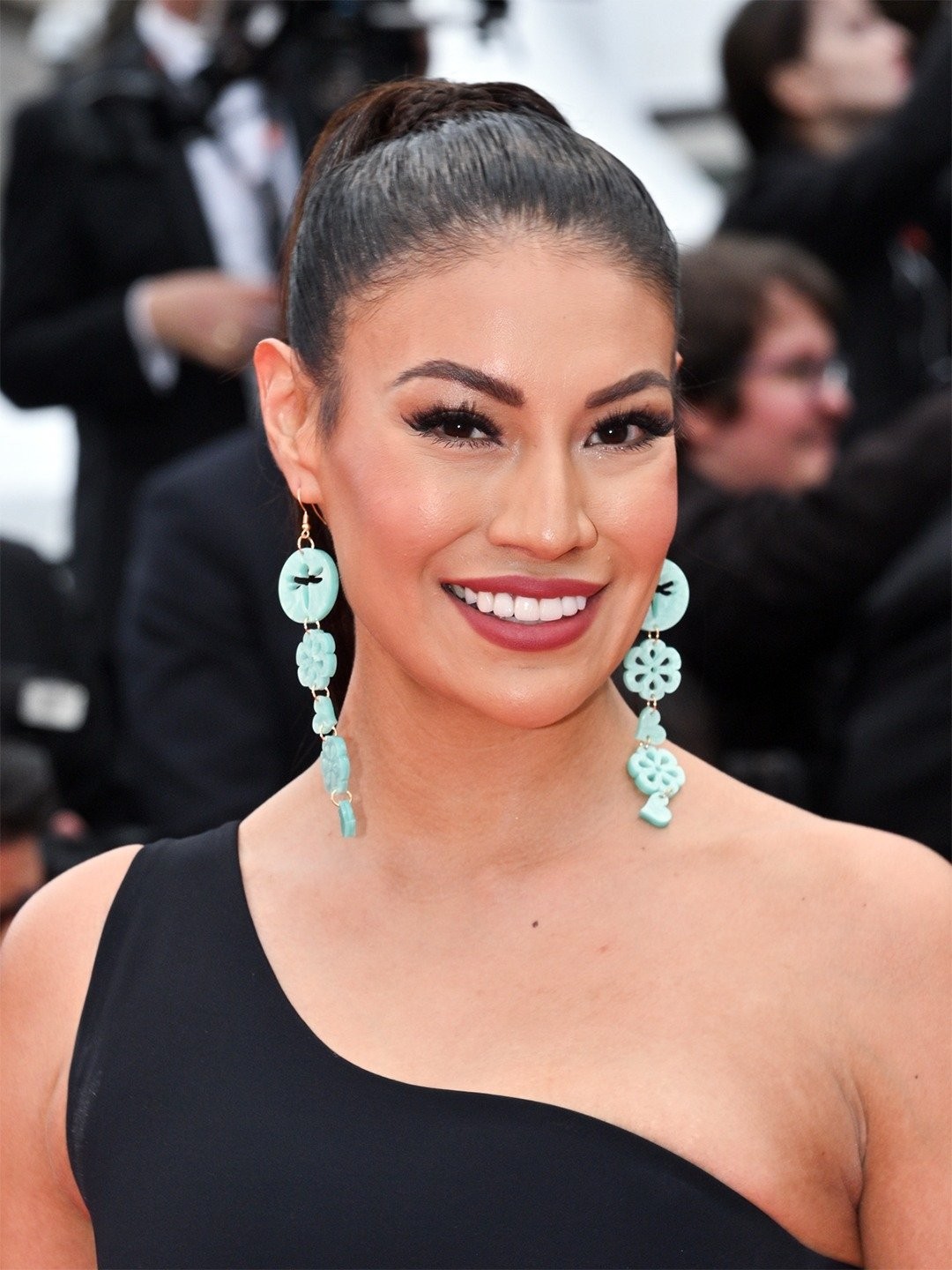 Ashley Callingbull Pictures | Rotten Tomatoes