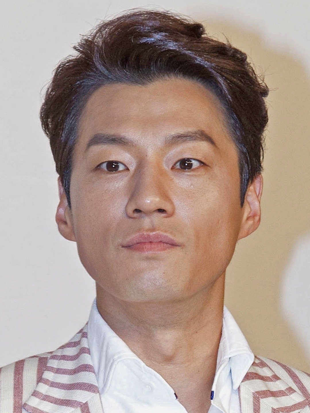 Lee Chun-hee Pictures | Rotten Tomatoes