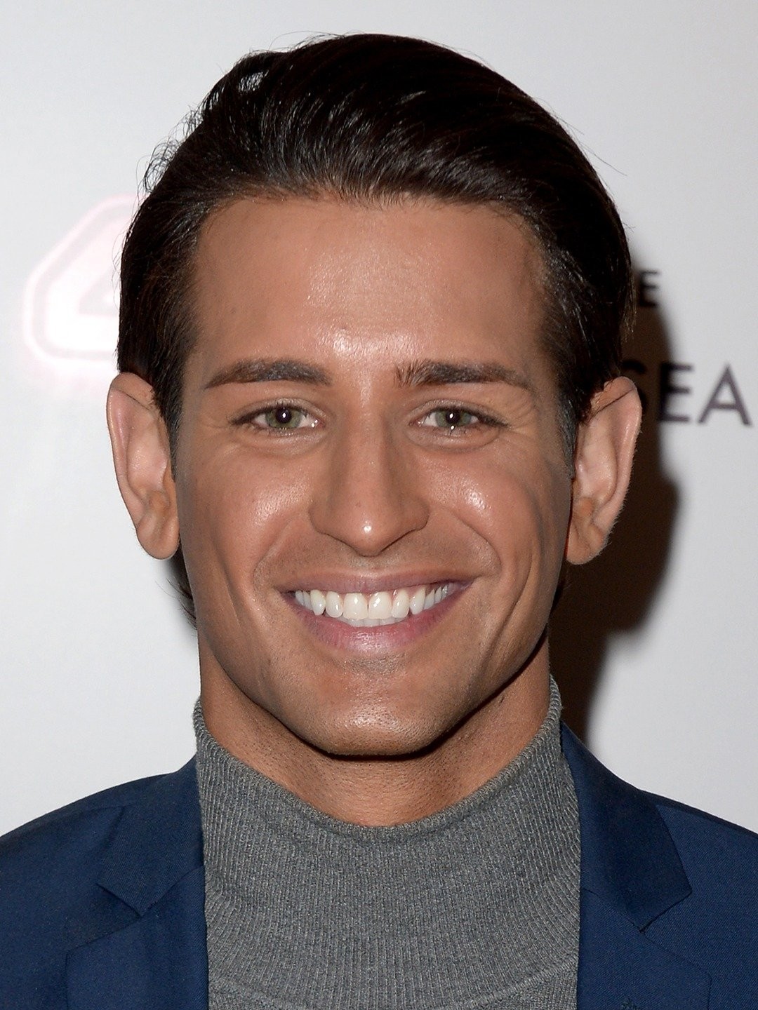 Ollie Locke Pictures | Rotten Tomatoes