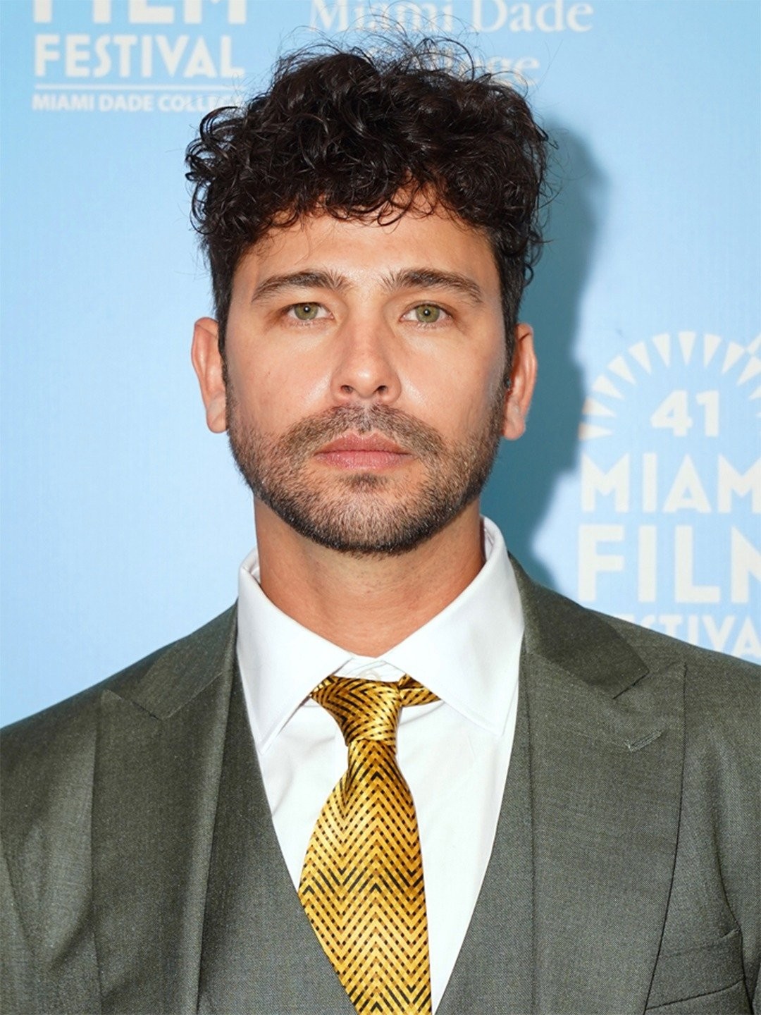 Hector Medina Pictures | Rotten Tomatoes